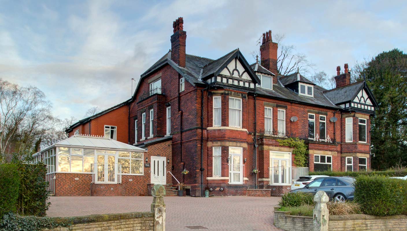 Marple Lodge Care Home - iCare Care Home Marple Stockport